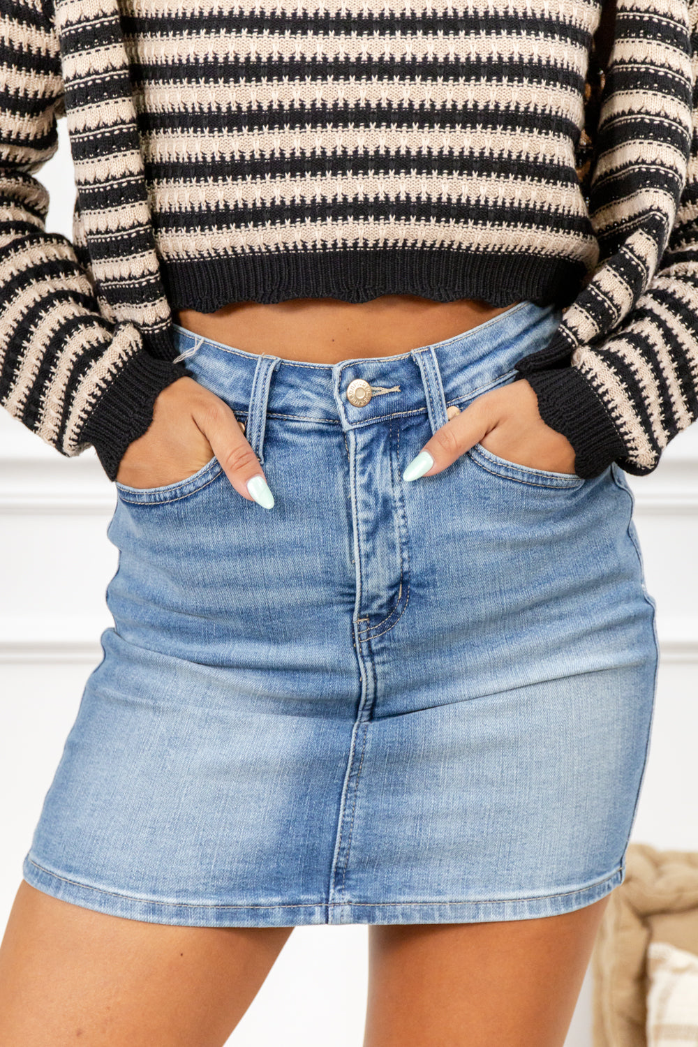 Shop Tummy Control Jeans | Charming & Main Boutique